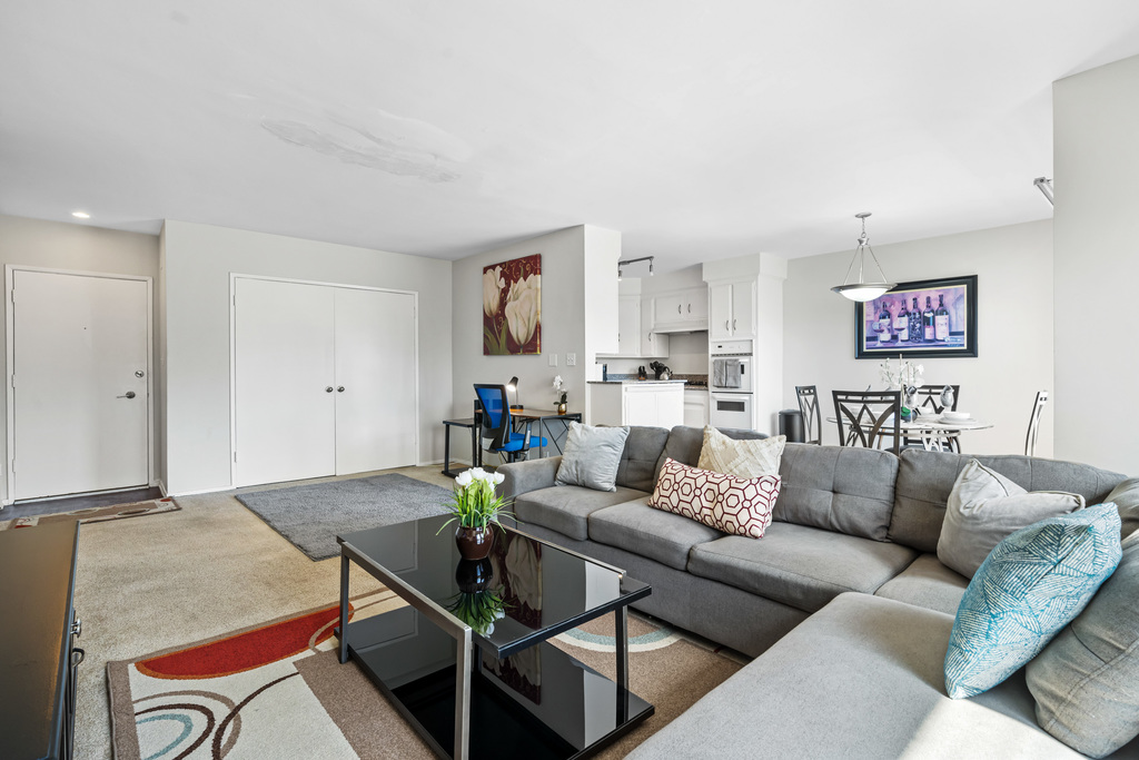 Beverly Hills extended stay and vacation rental in BH-CRES-314